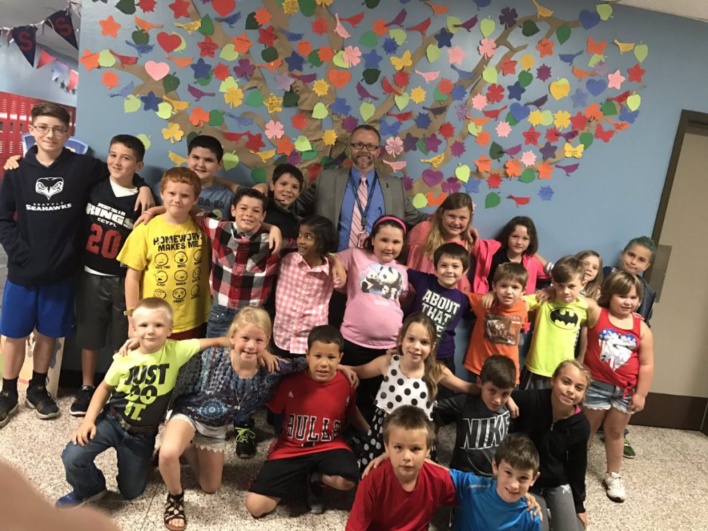 Being a King starts with Kindness! – Lewis Cass Elementary School